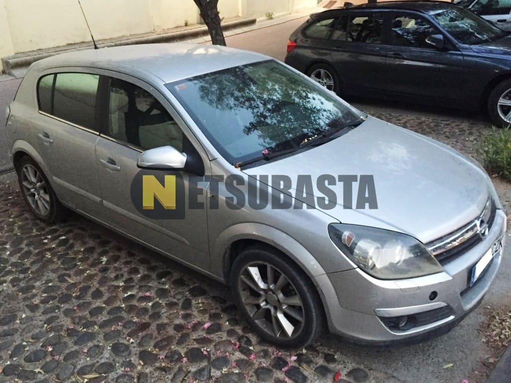 Subasta de Opel Astra 1.8 16v Cosmo 2004