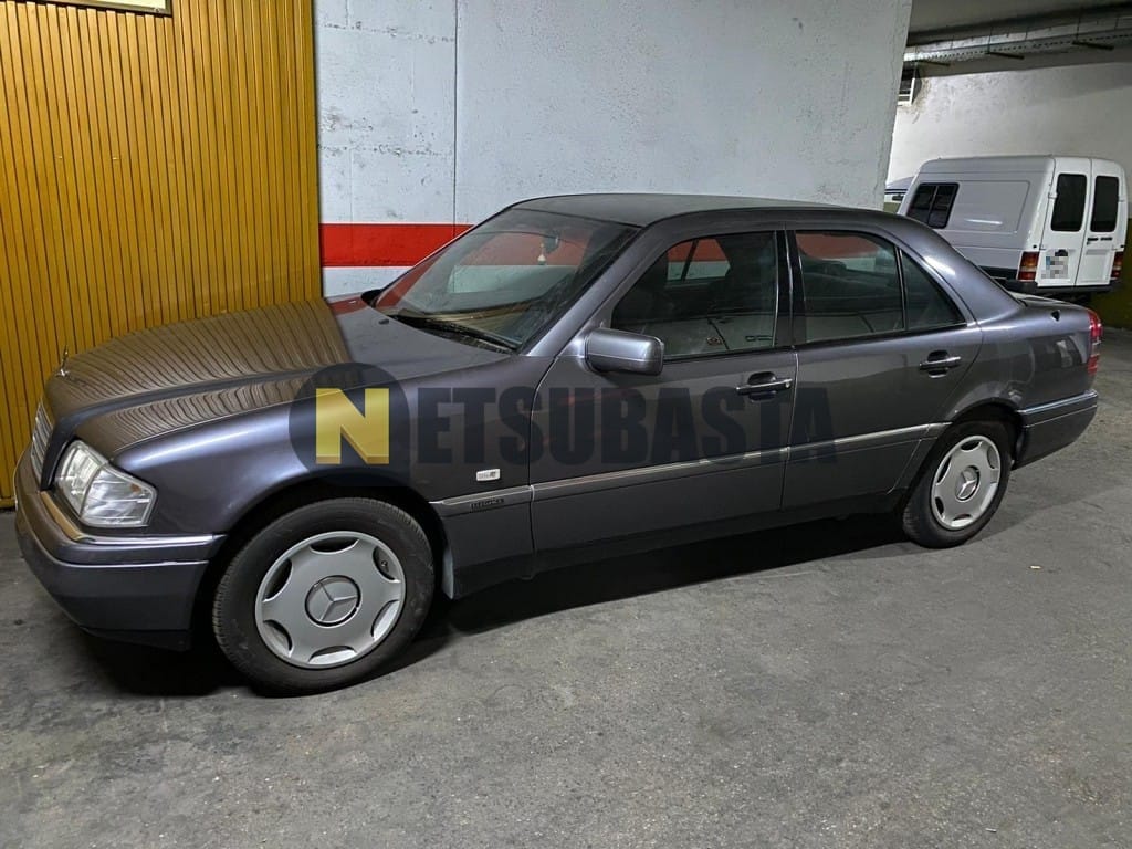 Subasta de Mercedes-Benz C 180 Elegance 1997