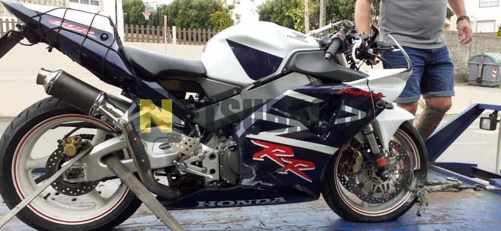 Subasta de Honda CBR 954 RR 2002