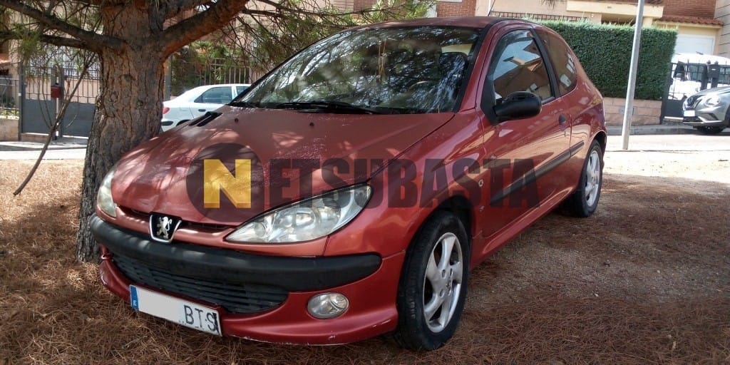 Subasta de Peugeot 206 2.0HDi XS 2002