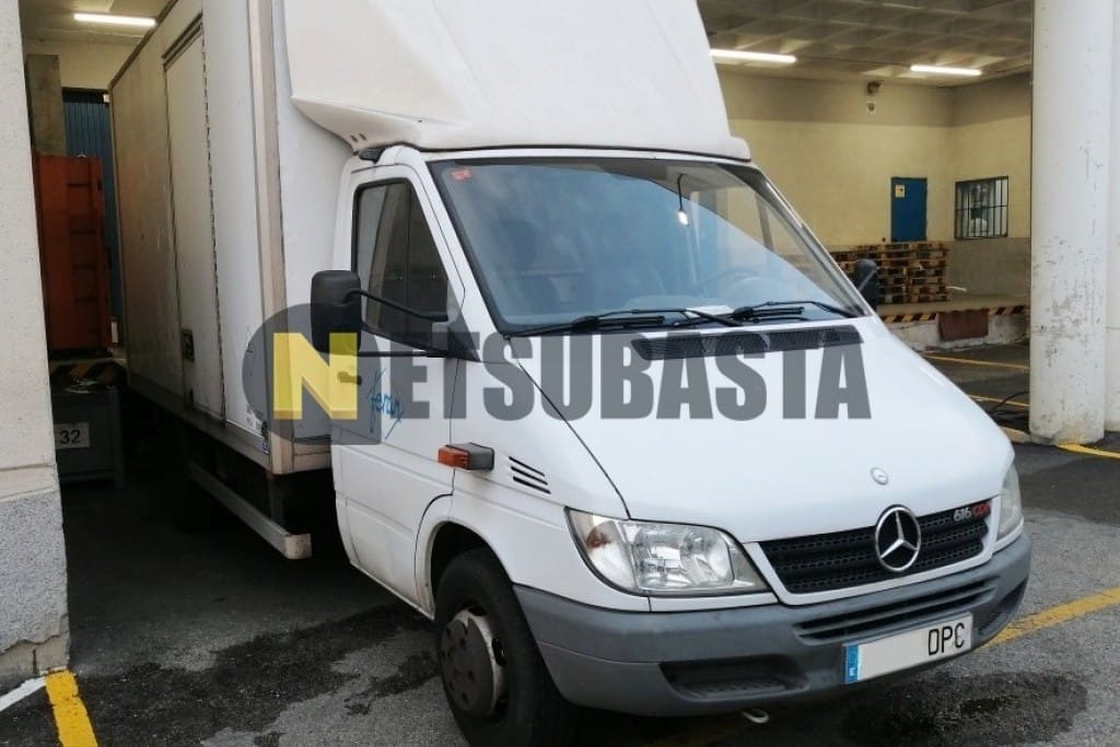 Subasta de Mercedes-Benz Sprinter Caja 616 CDI 2005