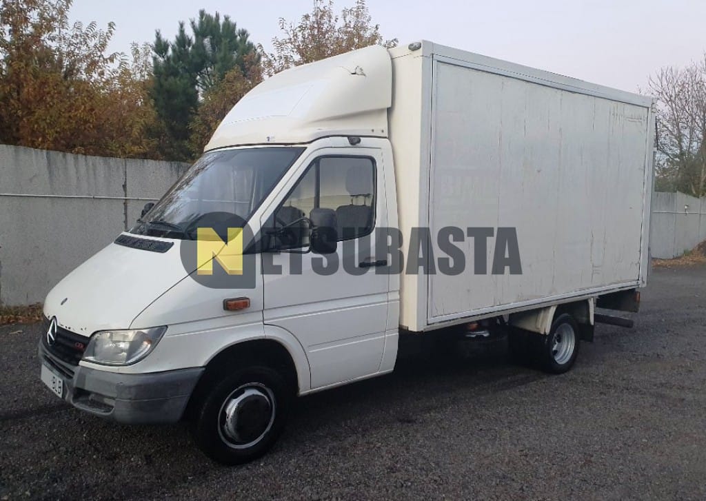 Subasta de Mercedes-Benz Sprinter 411 CDI 2001
