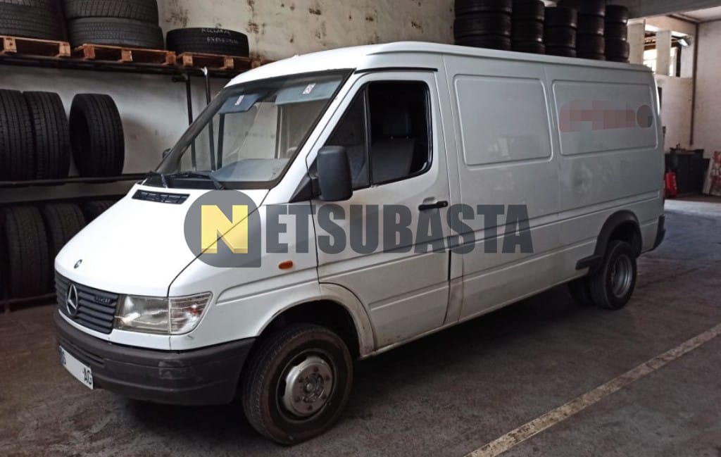Subasta de Mercedes-Benz Sprinter 412 D 1996
