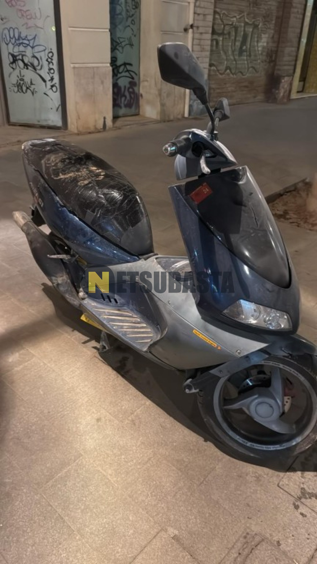 Subasta de Aprilia Area 51 2000