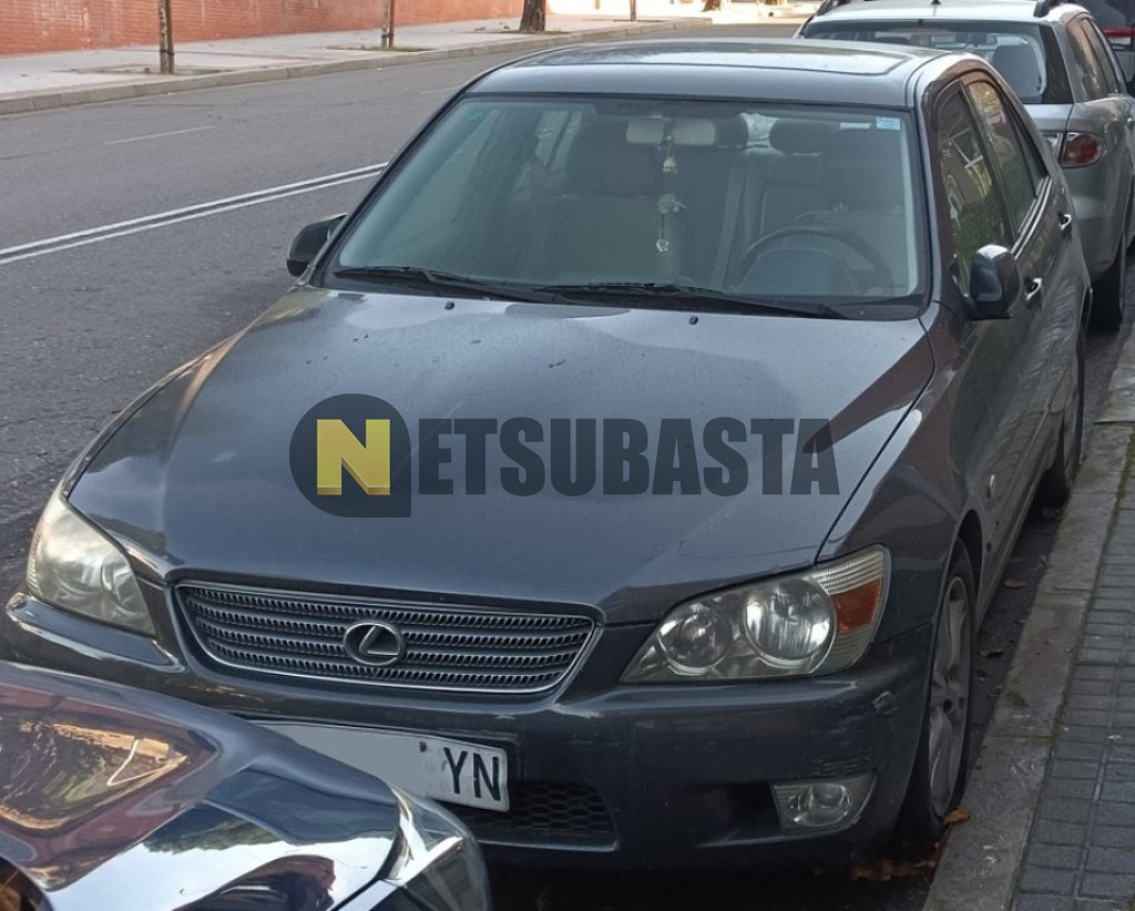 Subasta de Lexus IS-200 Automático 1999