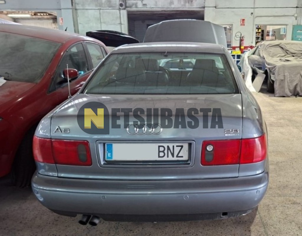 Subasta de Audi A8 2.8 quattro 2001